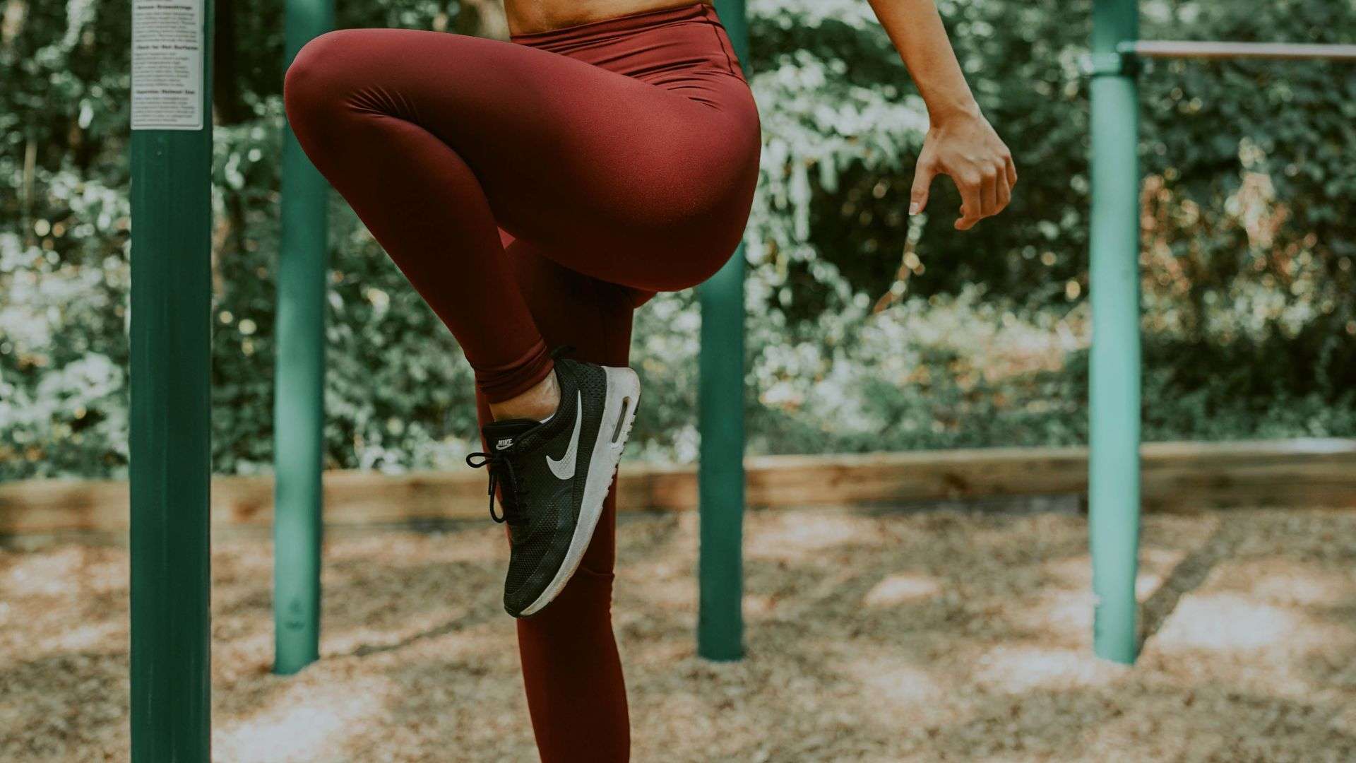 Best Ways To Bulletproof Your Knees Part 1: Strengthening Your Legs ...